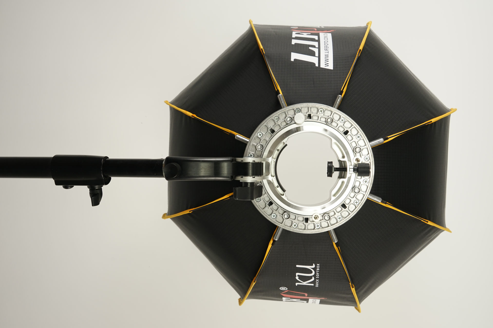 KU-V1 60CM Speedlite Mount Softbox | Future Forward