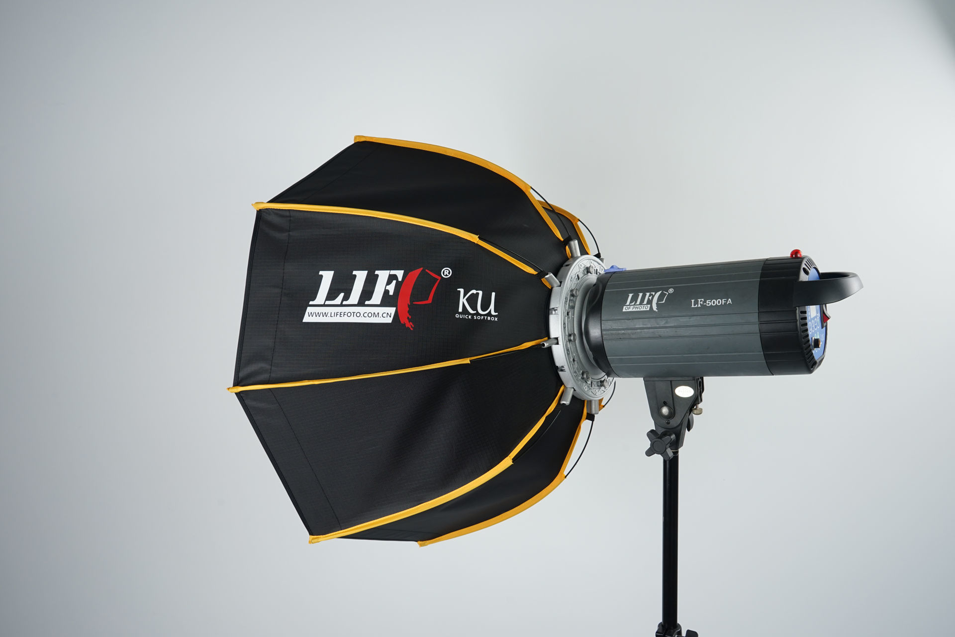 KU-V1 70cm Speedlite Mount Softbox | Future Forward